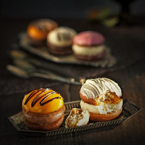 Mini Cream Cakes with mixed flavors - Loumidis Foods